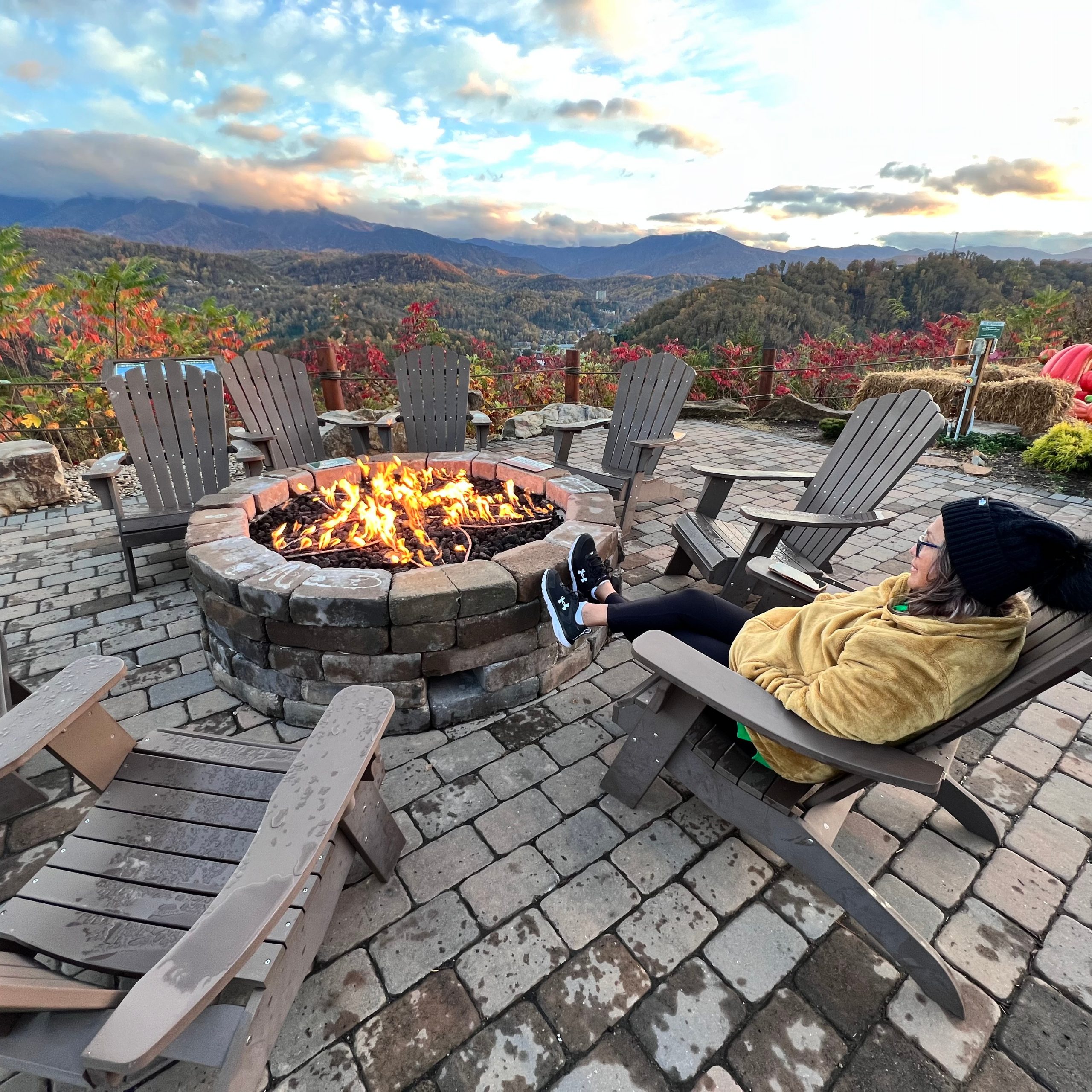 Westgate Smokey Mountain Resort & Water Park – Thetravelerbooking.com